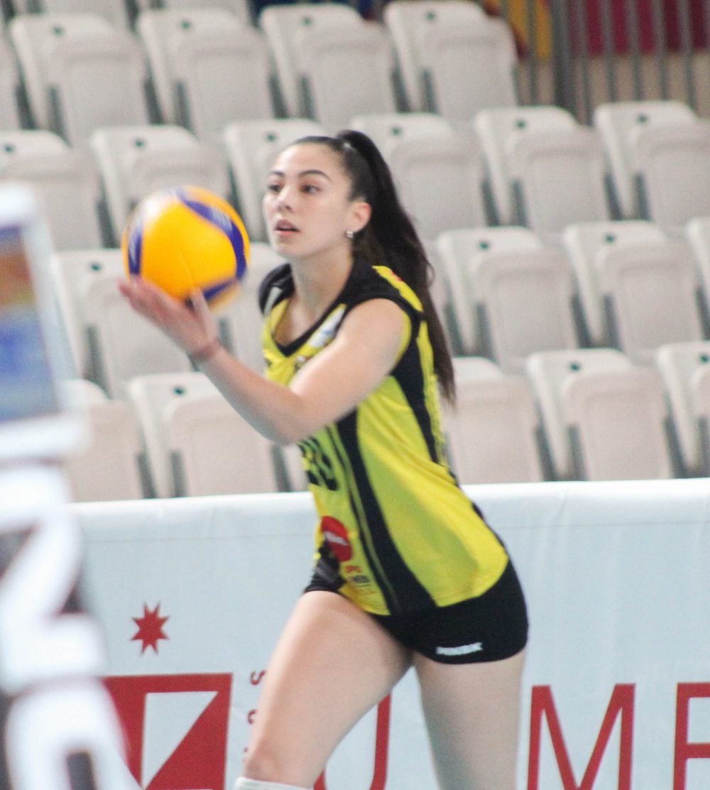 La mejor de todas: Flo Giglio recibe premio MVP en Partido de las Estrellas en Perú » CD Boston ...