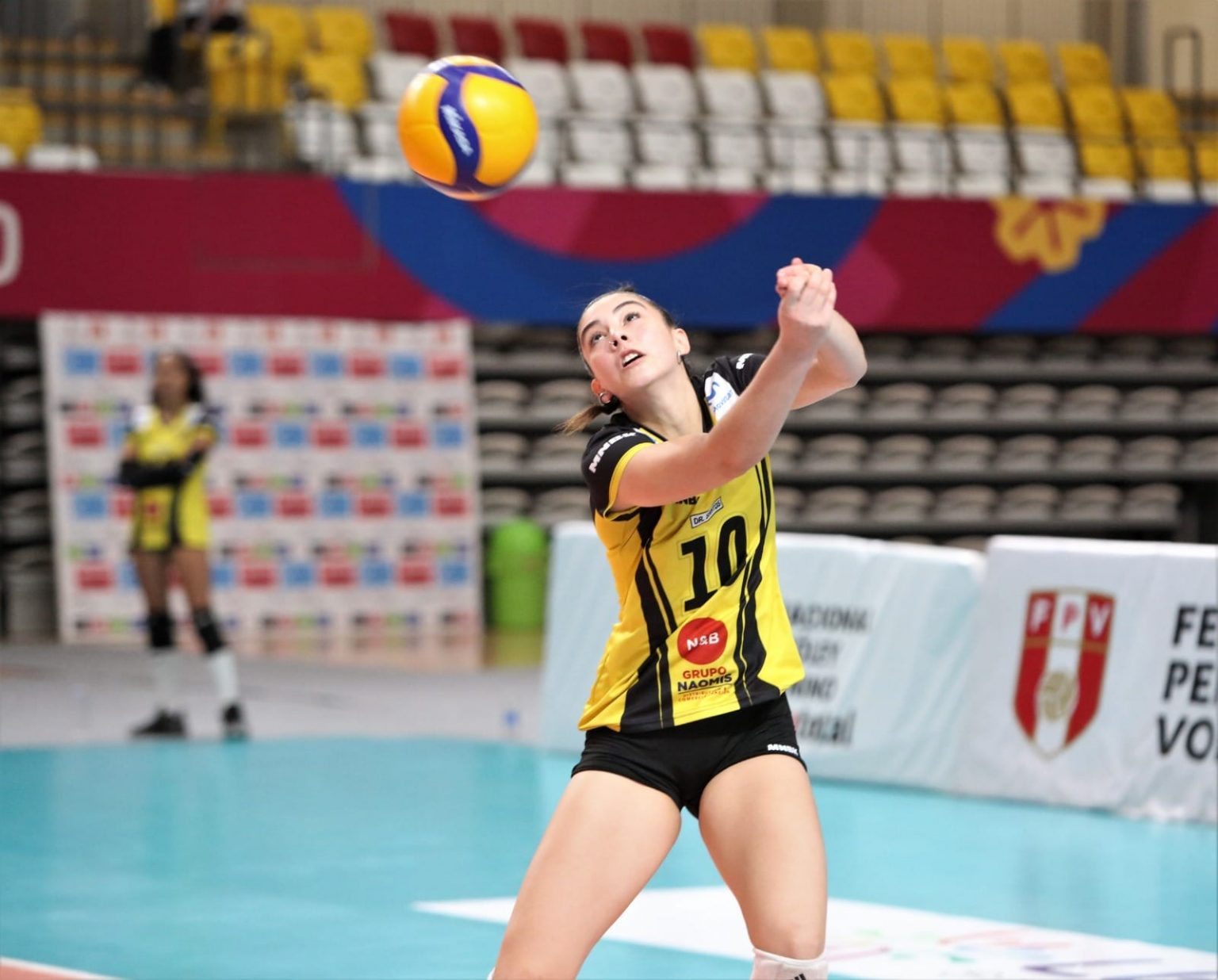 La mejor de todas: Flo Giglio recibe premio MVP en Partido de las Estrellas en Perú » CD Boston ...